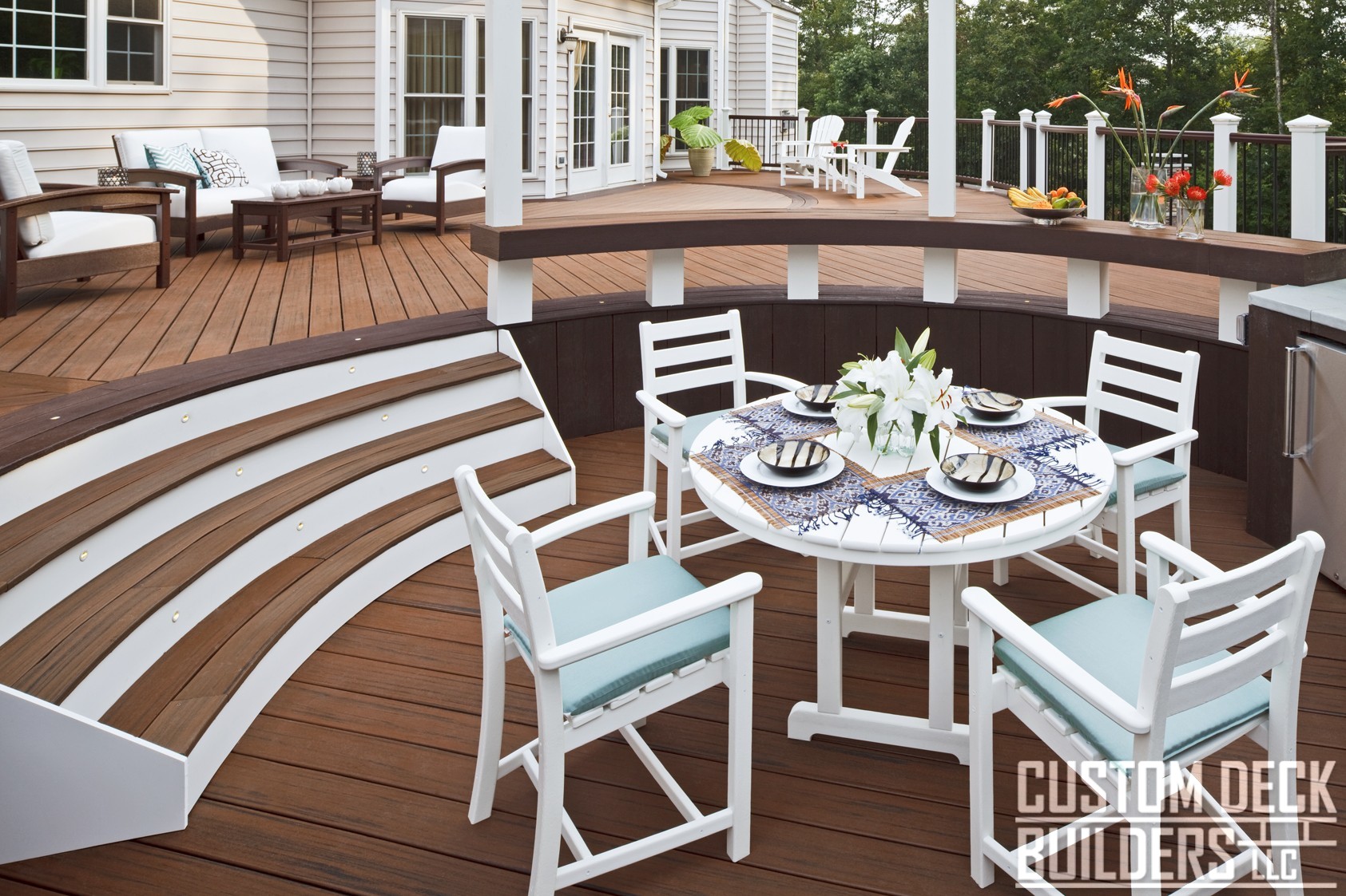 4 Creative Seating Options for Your Deck | Custom Deck Builders, LLC
