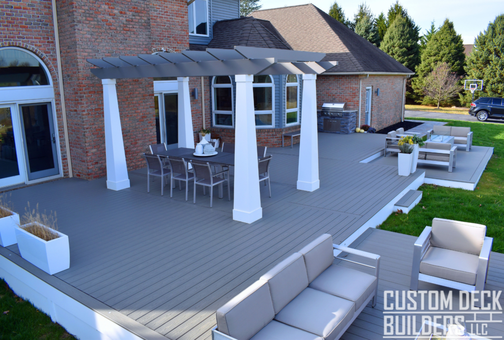 5 Questions to Ask Your Deck Builder Before You Sign - Custom Deck ...